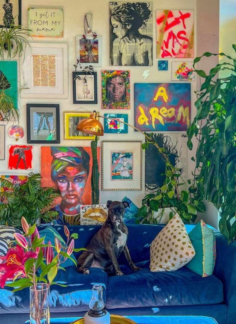 20 Insanely Stylish Gallery Wall Ideas - Urban Mamaz