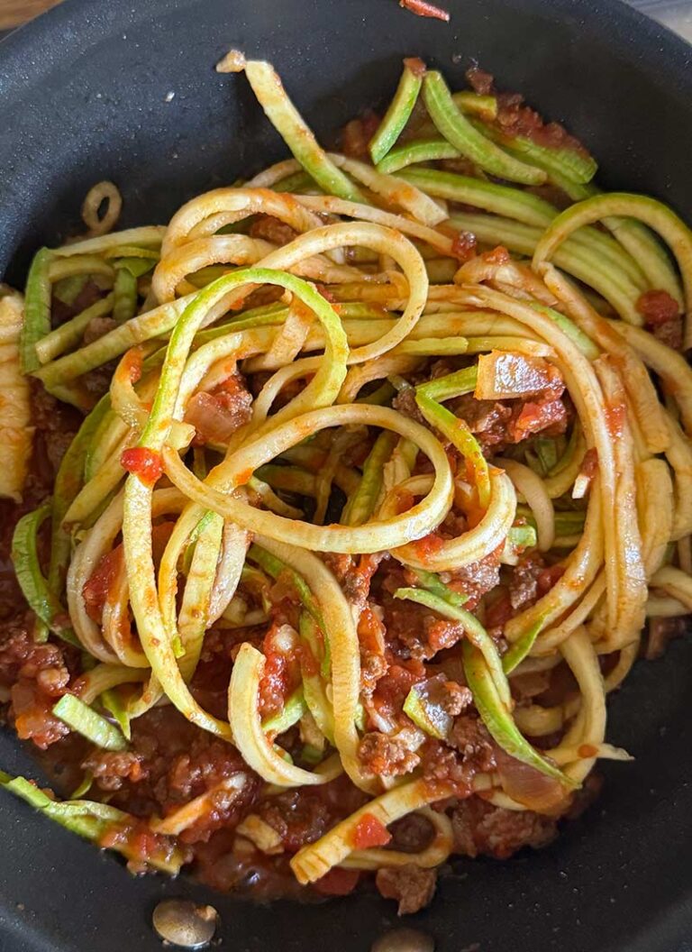 Low-Carb Zucchini Bolognese Recipe That Is So Delish - Urban Mamaz
