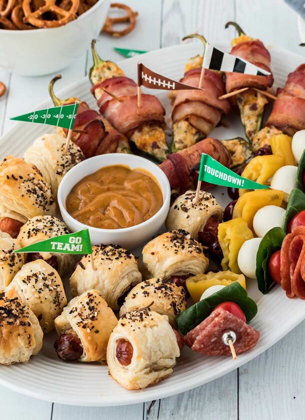 25 Best Super Bowl Appetizers That Are Perfect for a Crowd - Urban Mamaz